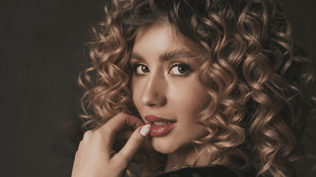 How To Diffuse Curly Hair In 4 Simple Steps